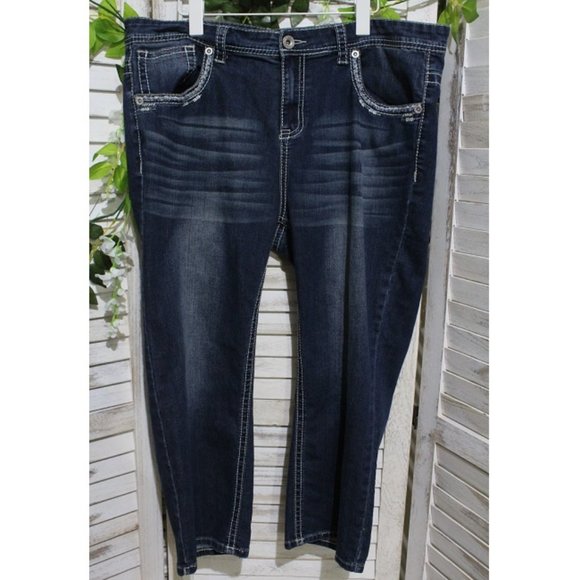 Charme | Jeans | Charme Easy Fit Embroidered Pocket Jeans 324 | Poshmark